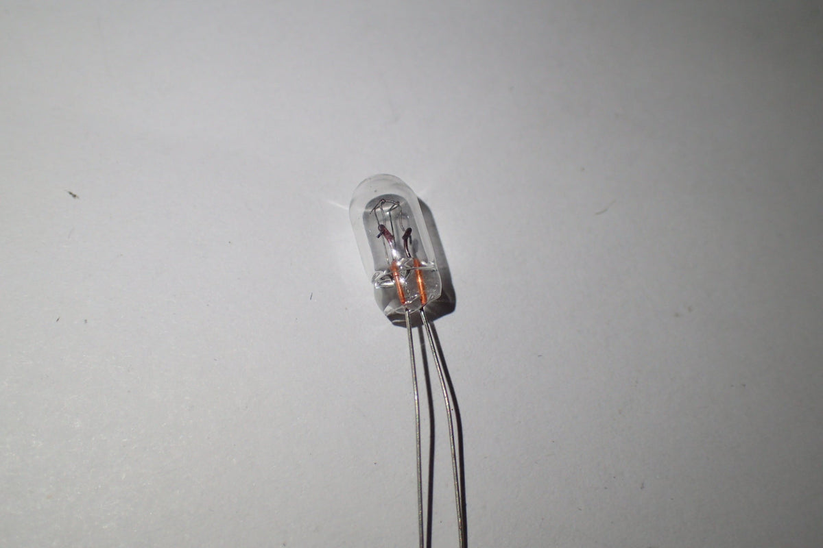 Cluster back light bulb 24V – Get Electronic NZ