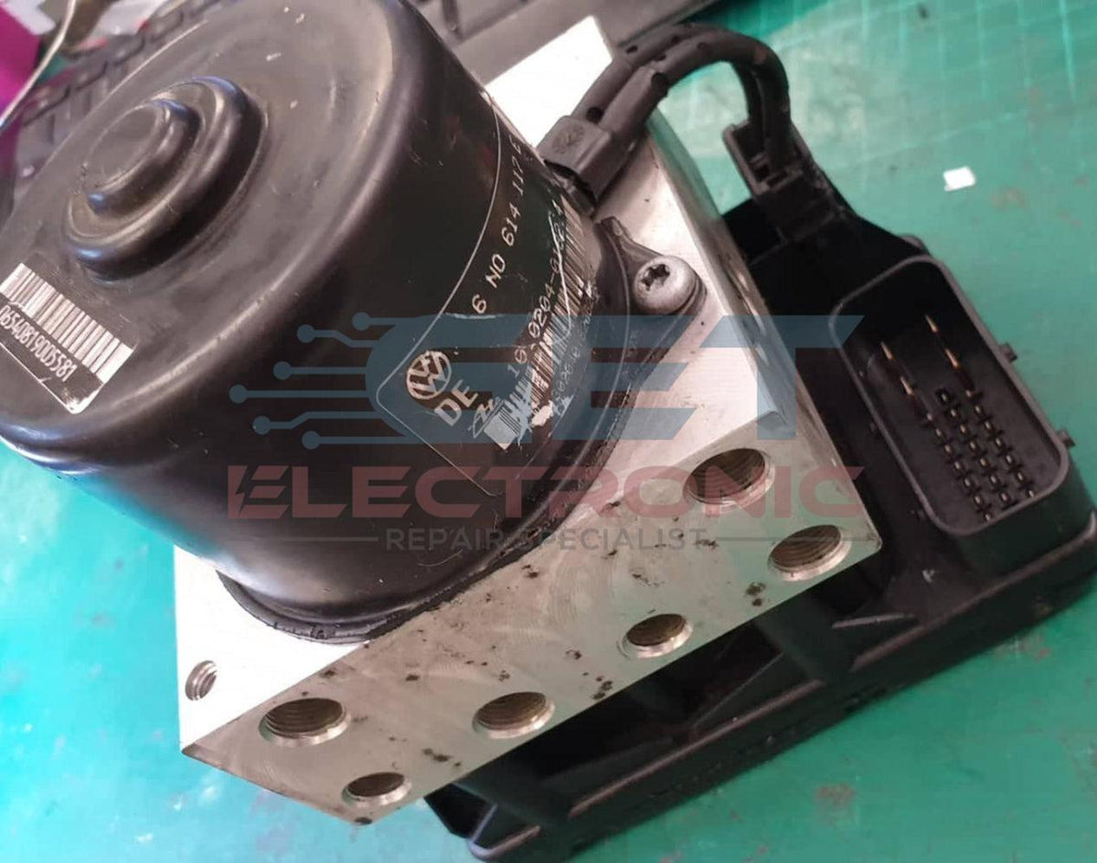 97-02 Volkswagen ABS Control Module Pump motor Failure or wheespeed ...