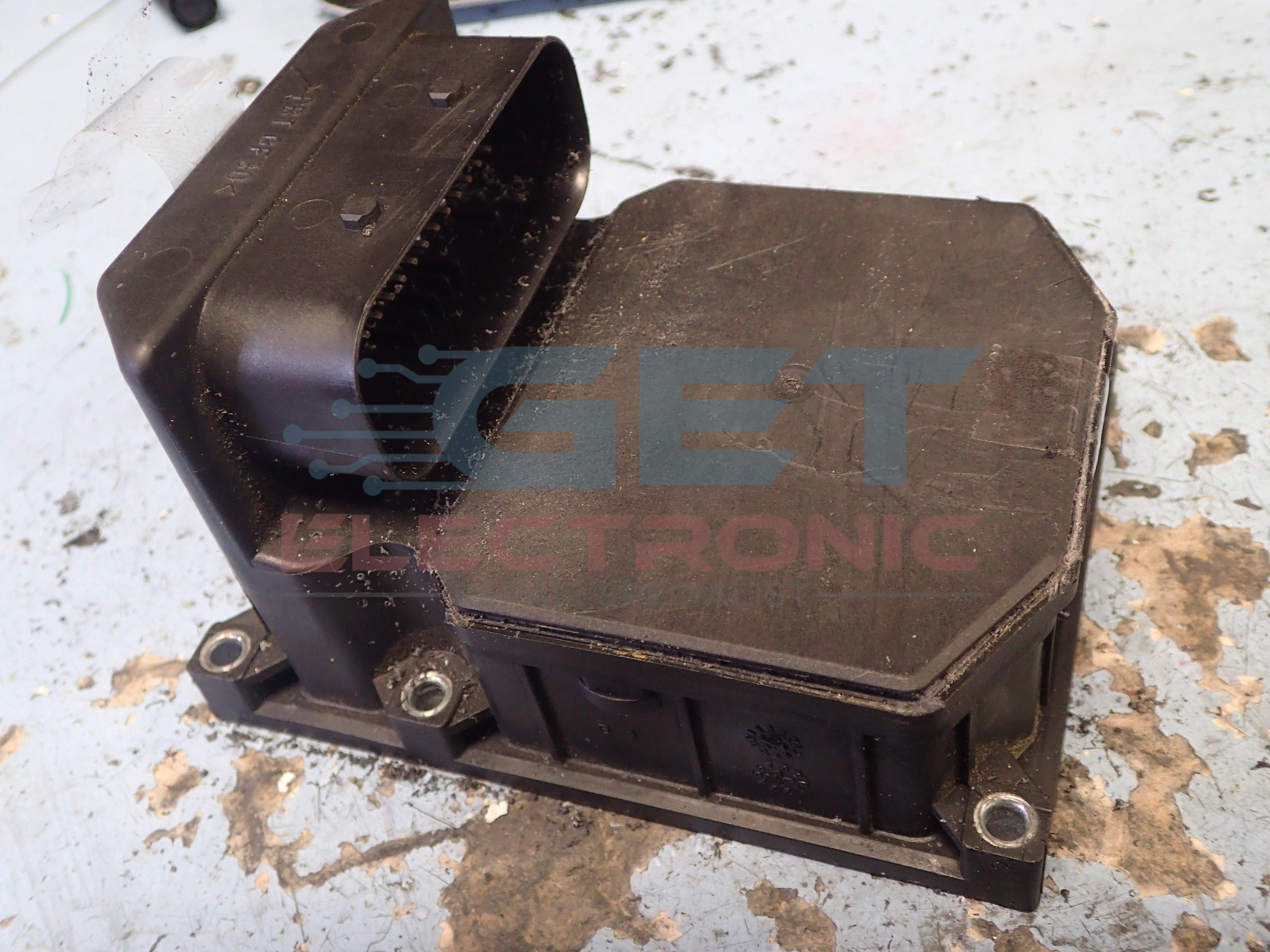 Bosch ABS ECU 5.7 Repair Service – Communication, Sensor & Driver Circ ...