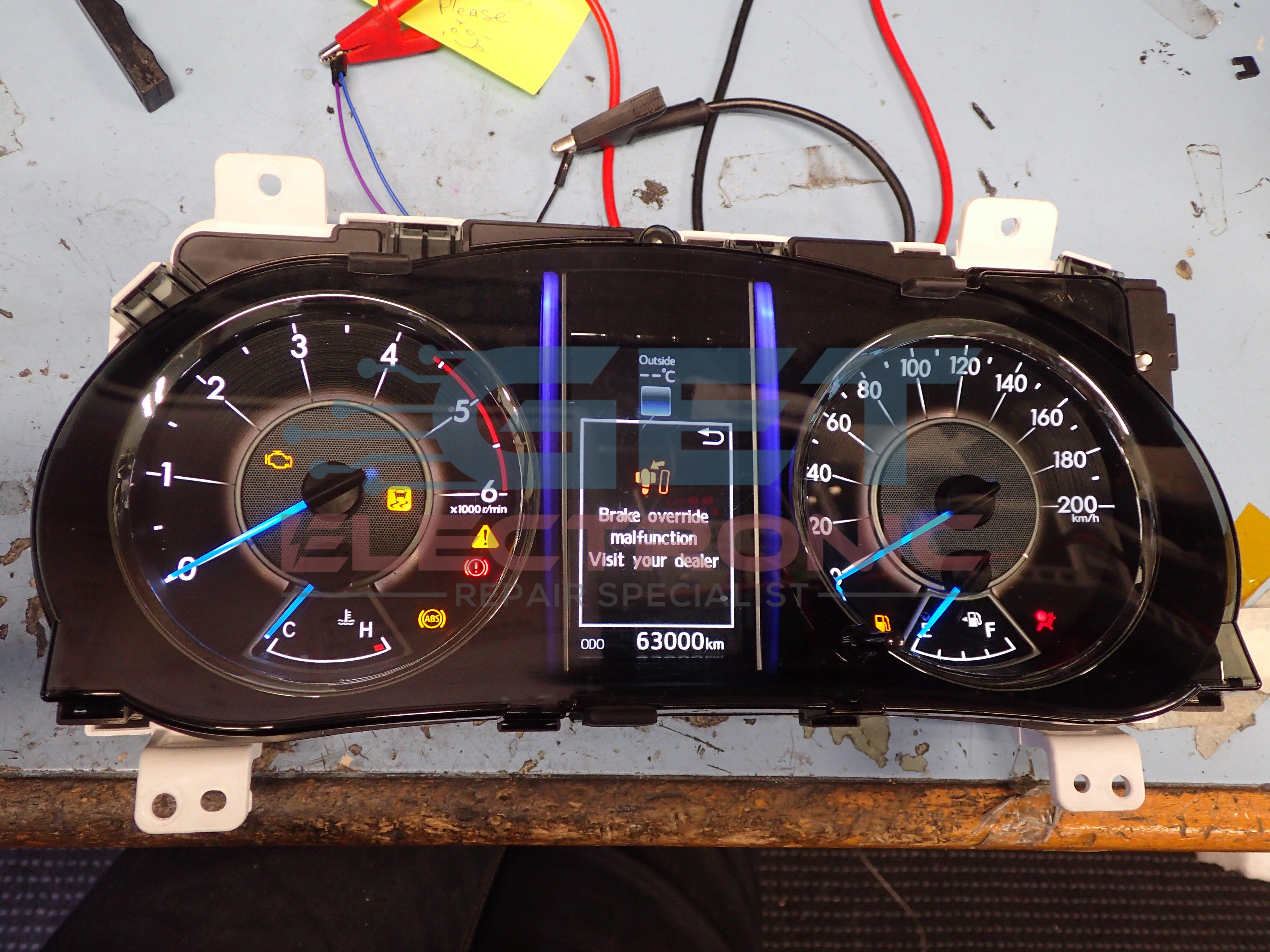 Toyota Fortuner 2008-2020 instrument cluster odometer correction – Get ...