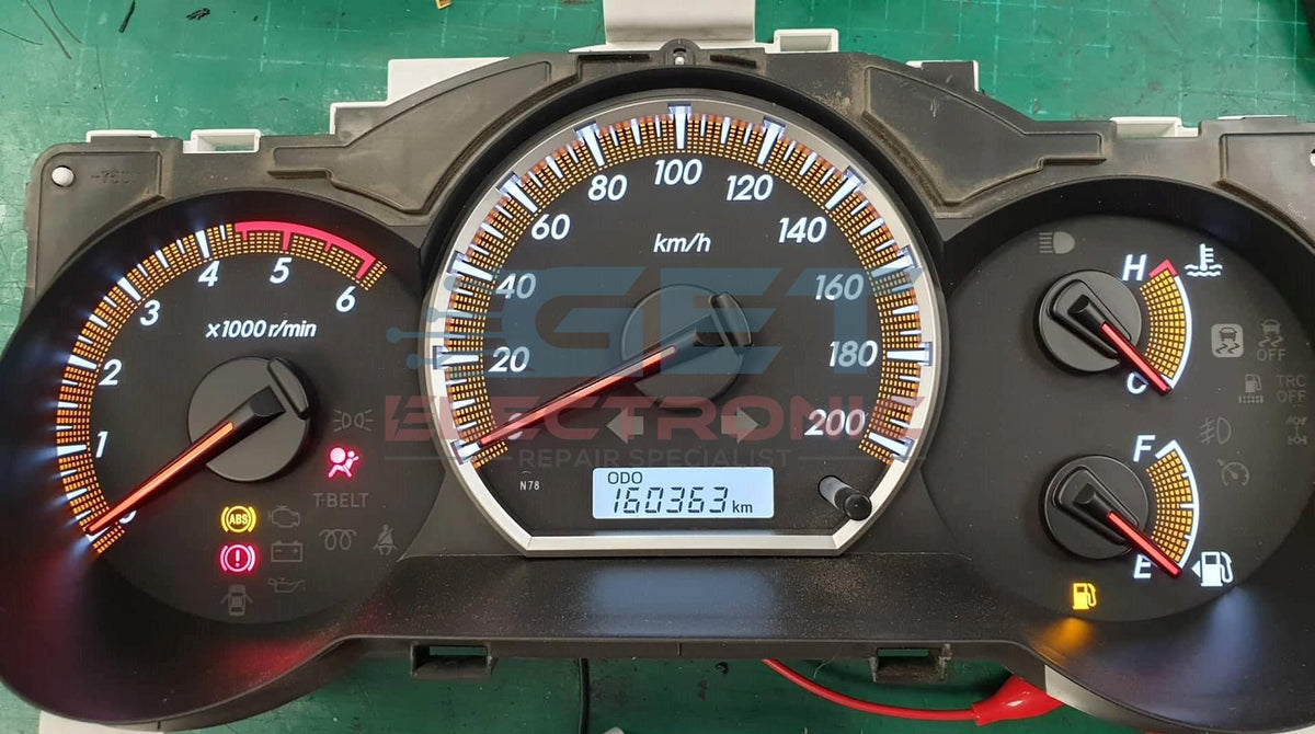Toyota Hilux Instrument Cluster 2011 - 2015 Fuel Gauge Wont go below 1 ...
